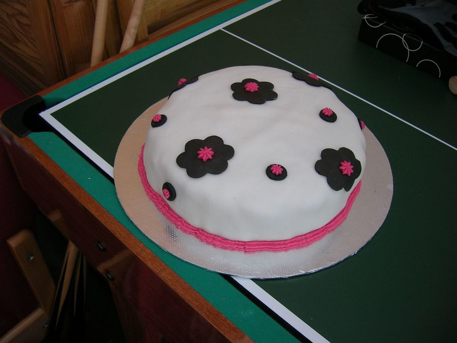 Girls 11Th Birthday Cake - CakeCentral.com