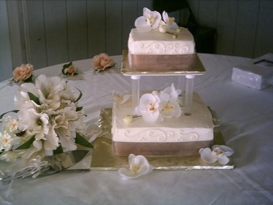 Square Wedding Cake W/tonedna Scrolls - CakeCentral.com