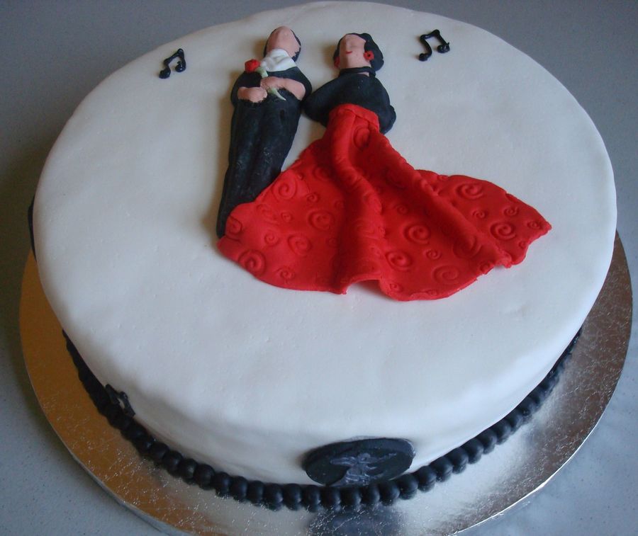 Salsa Dancers - CakeCentral.com