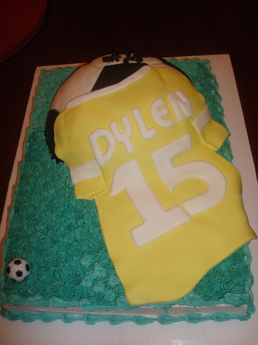 Soccer Player - CakeCentral.com