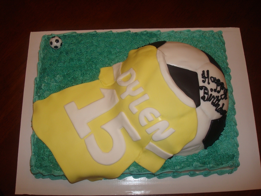Soccer Player - CakeCentral.com