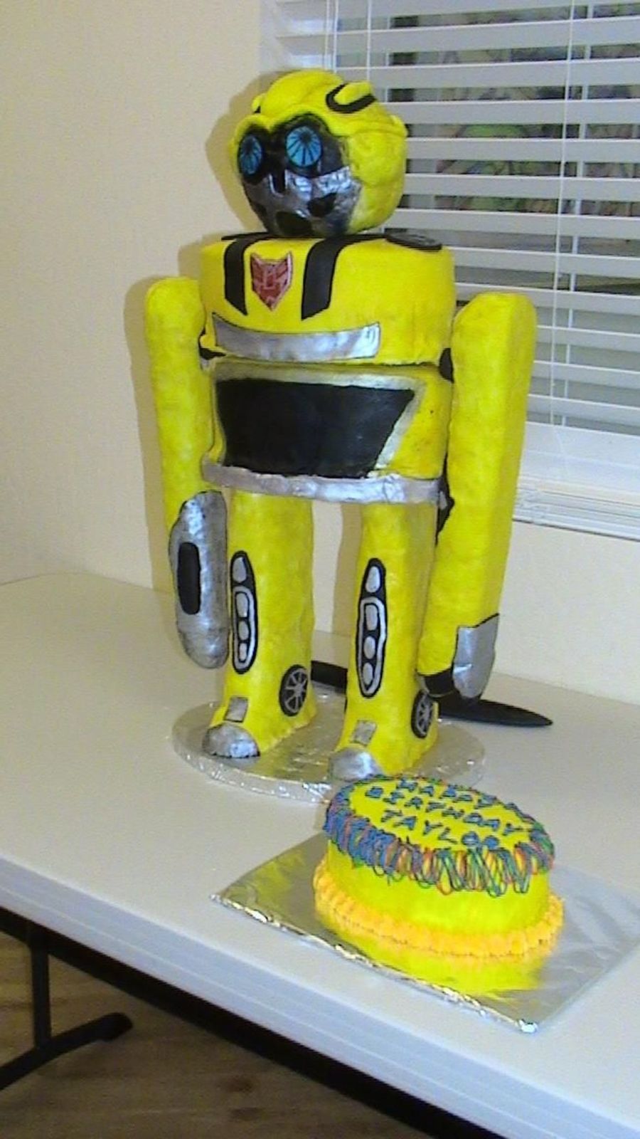 Bumblebee Transformer Cake - CakeCentral.com
