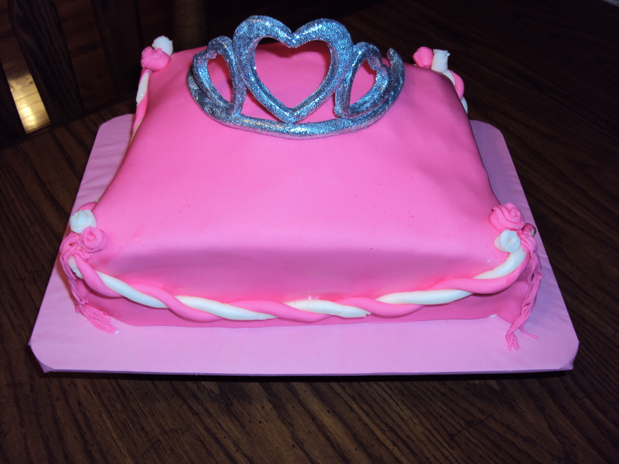 Tiara Cake - CakeCentral.com