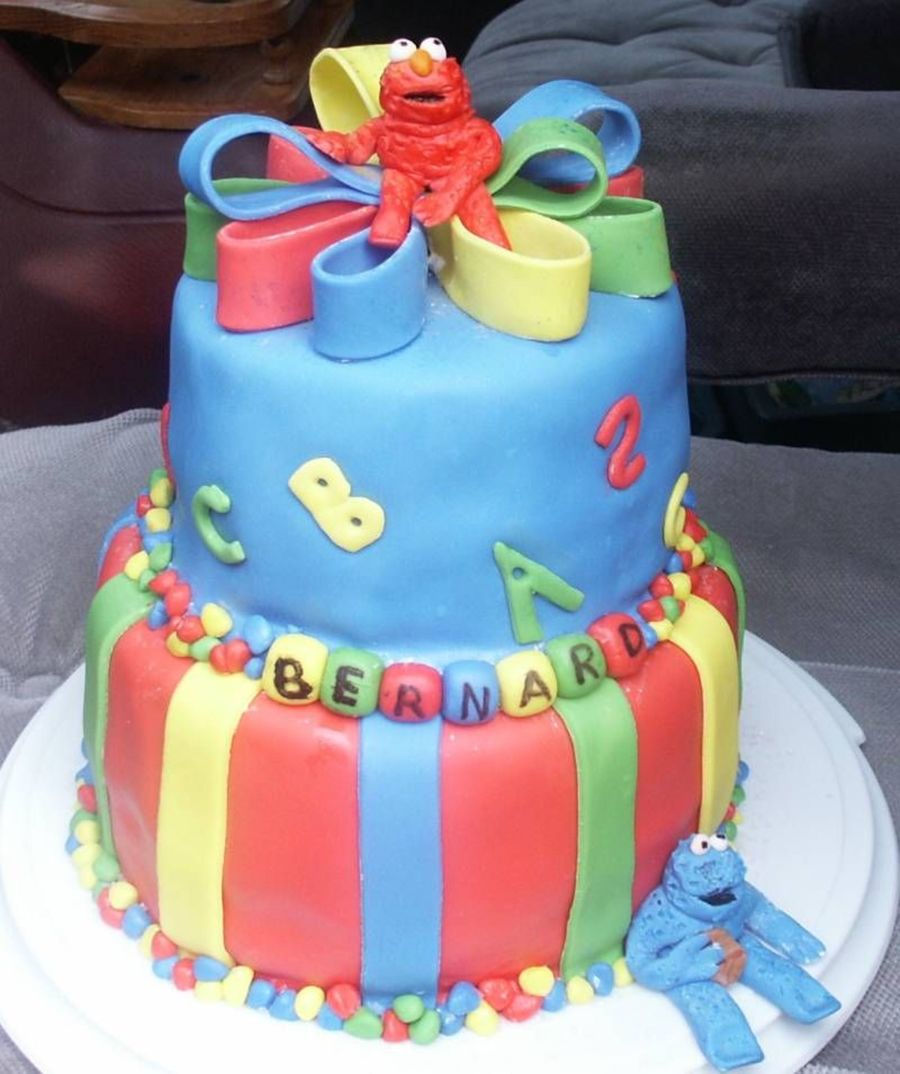 Elmo B-Day Cake - CakeCentral.com