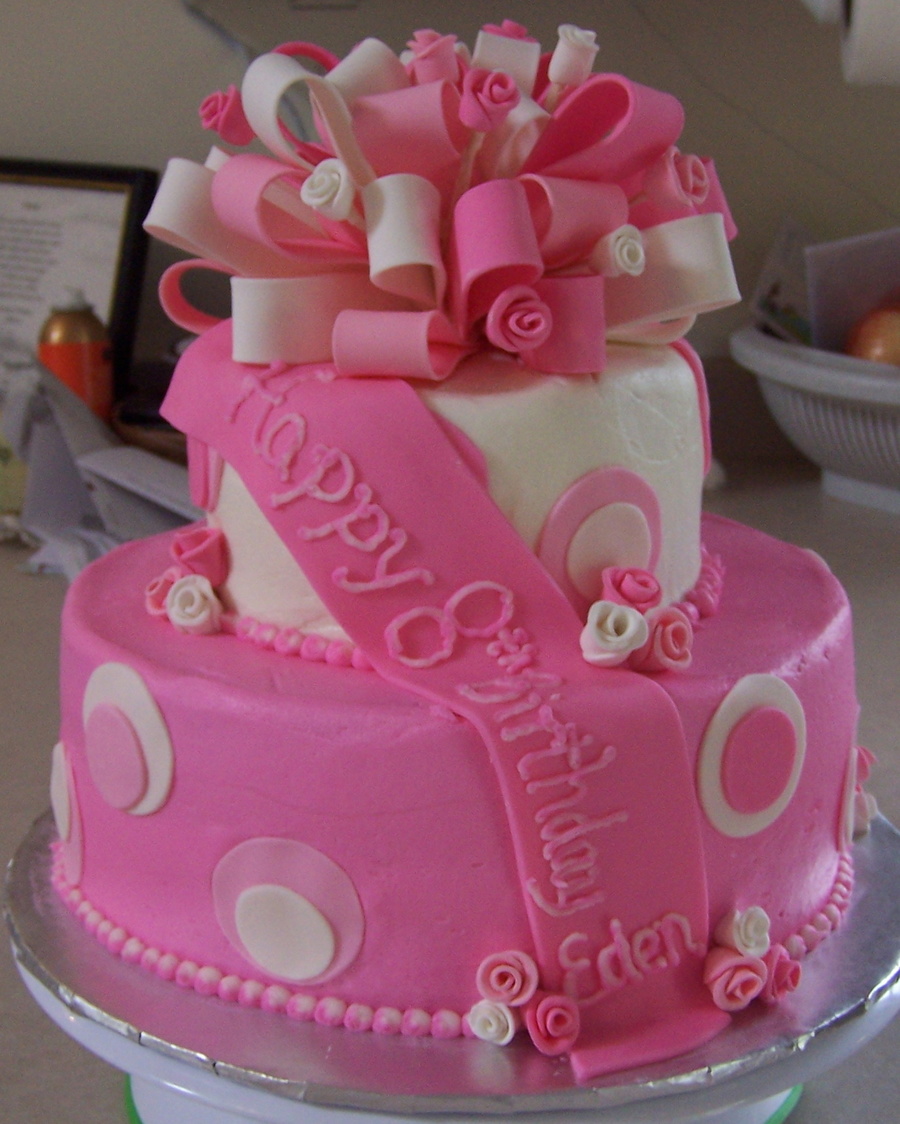 Edens Cake - CakeCentral.com