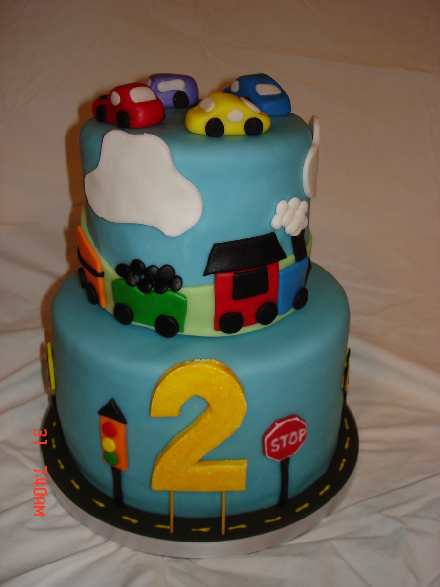 Kyle's Birthday Cake - CakeCentral.com