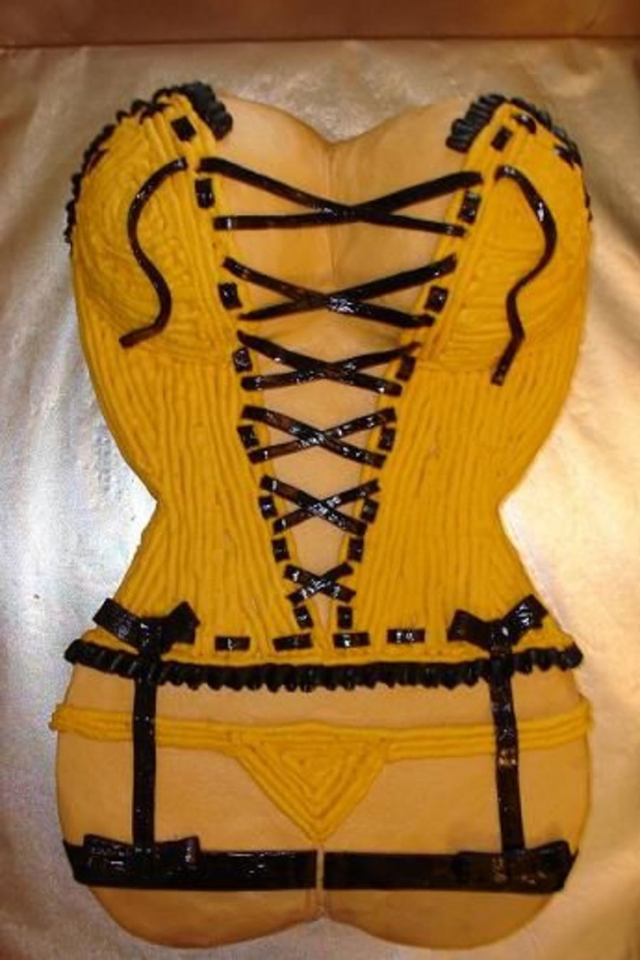 Black & Gold Bustier - CakeCentral.com