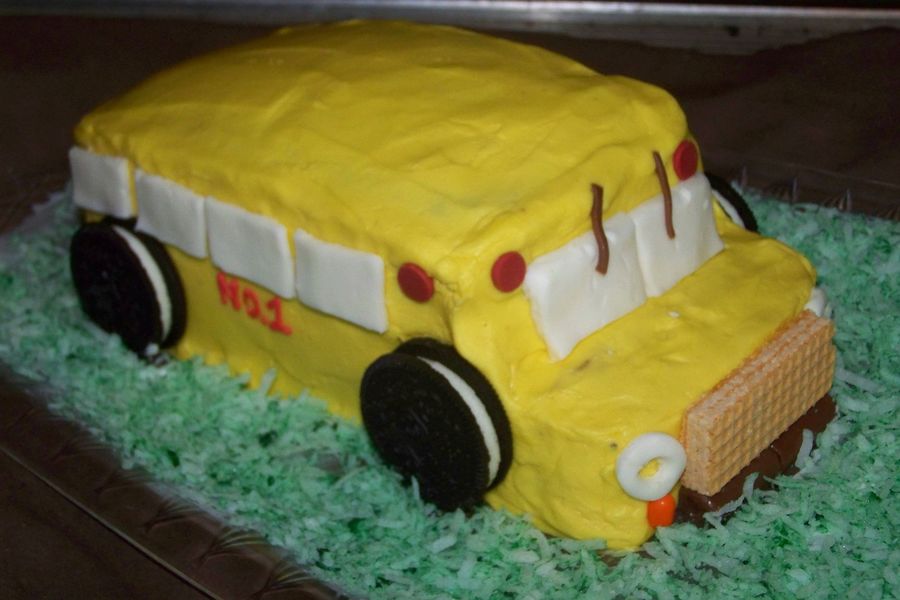 Back To School Bus - CakeCentral.com