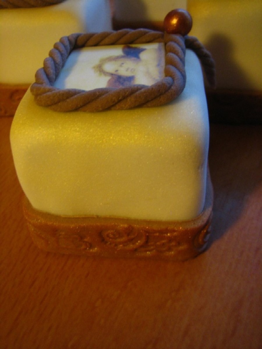 Mini Cakes - Angles - Elegant - CakeCentral.com