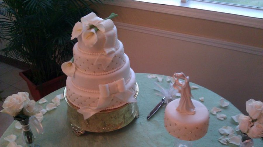 My Second Wedding Cake - CakeCentral.com