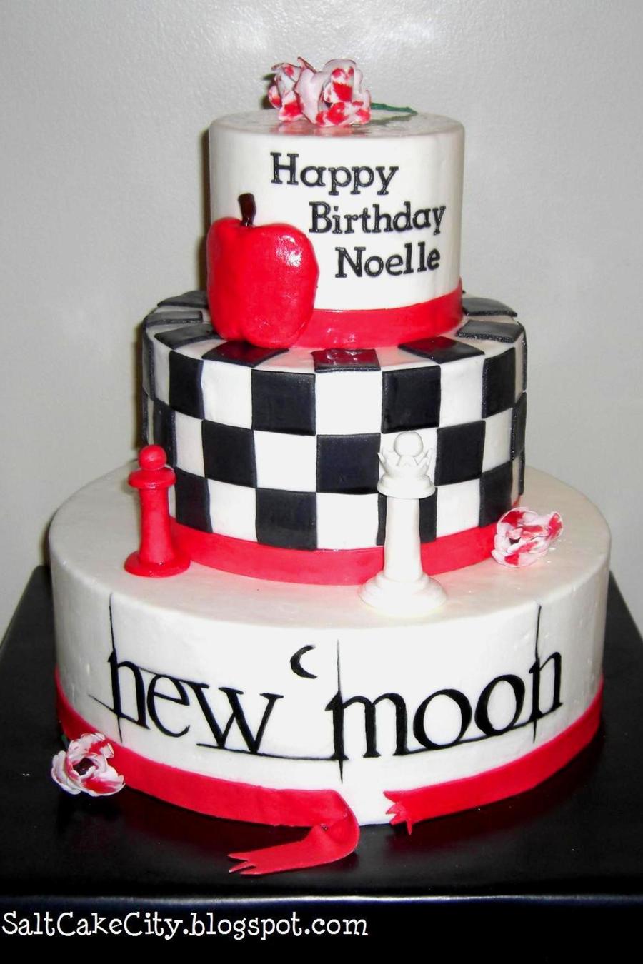 Twilight Birthday Cake - CakeCentral.com