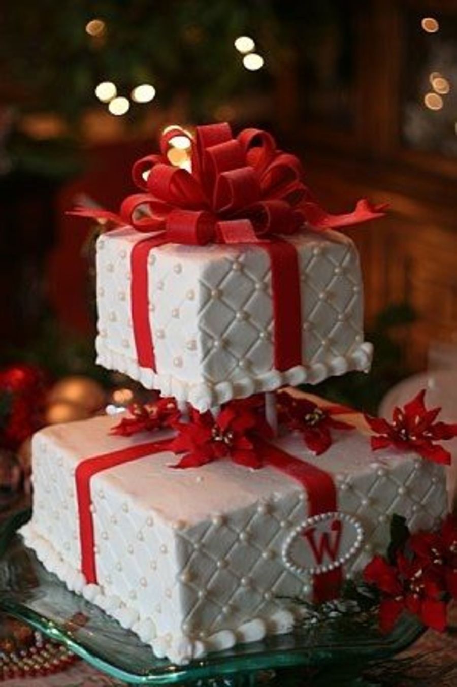 Christmas Wedding Cake - CakeCentral.com