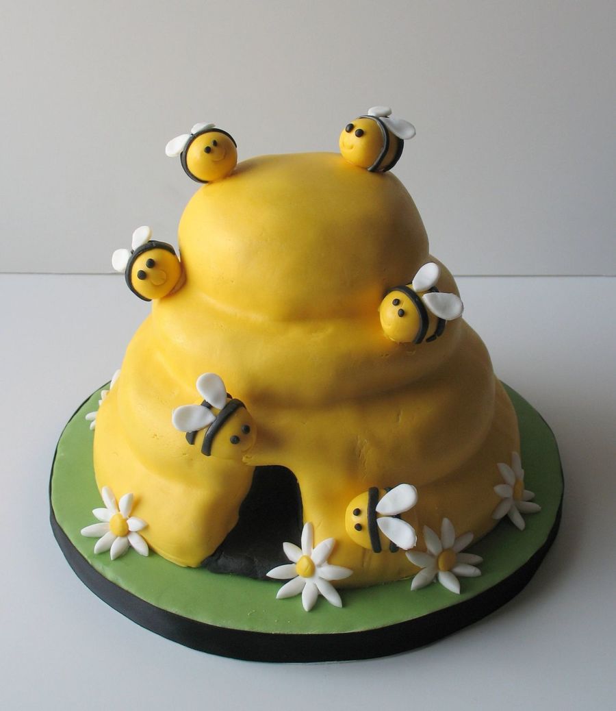 Beehive Cake - CakeCentral.com
