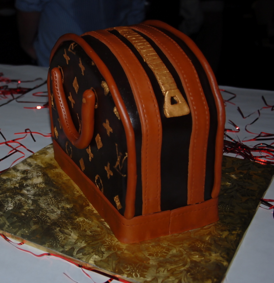 Louis Vuitton Purse Cake - CakeCentral.com