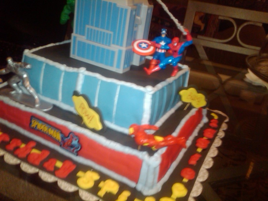 Spiderman And Superhero - CakeCentral.com