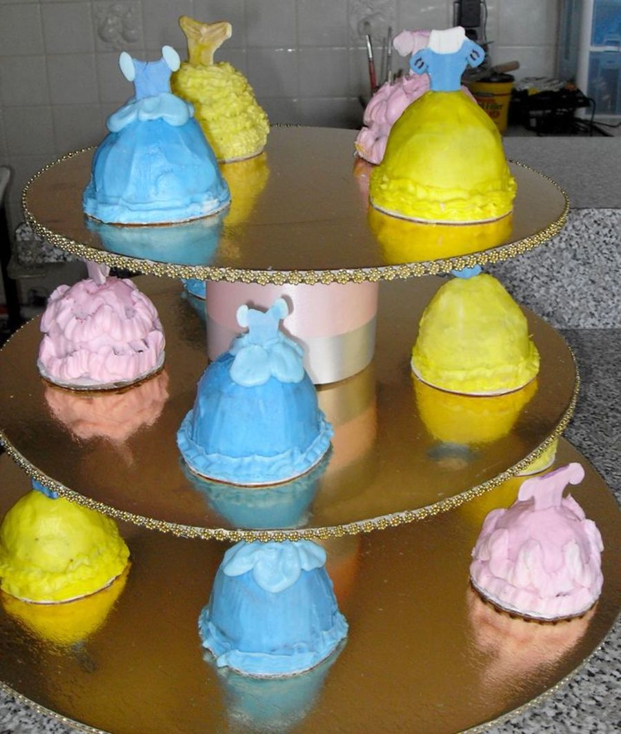 Disney Princesses Dresses - CakeCentral.com