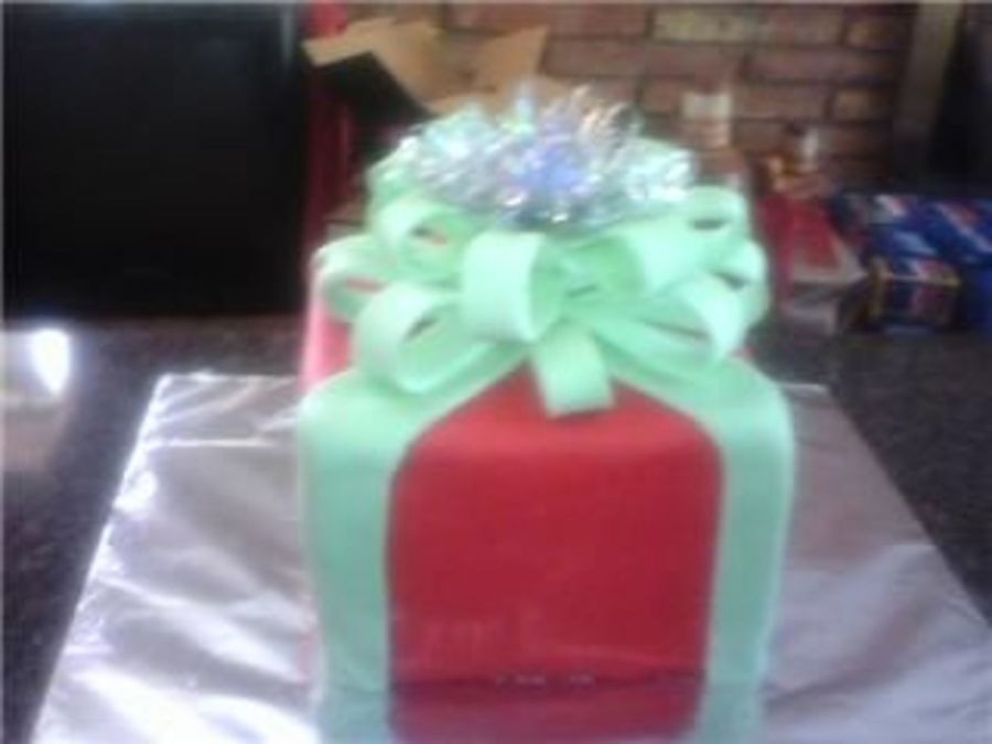 Christmas Present - CakeCentral.com