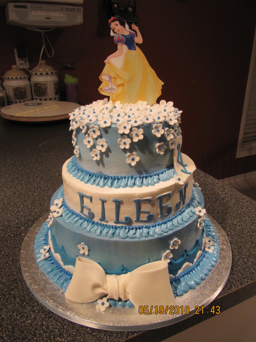 Snow White - CakeCentral.com