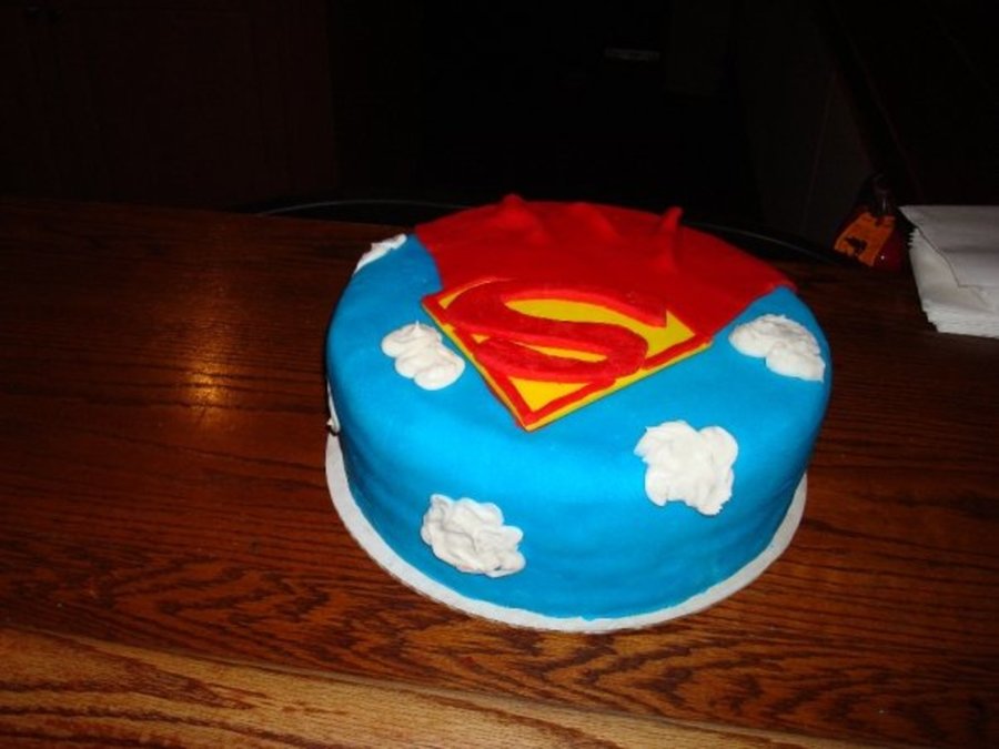 Superman - CakeCentral.com