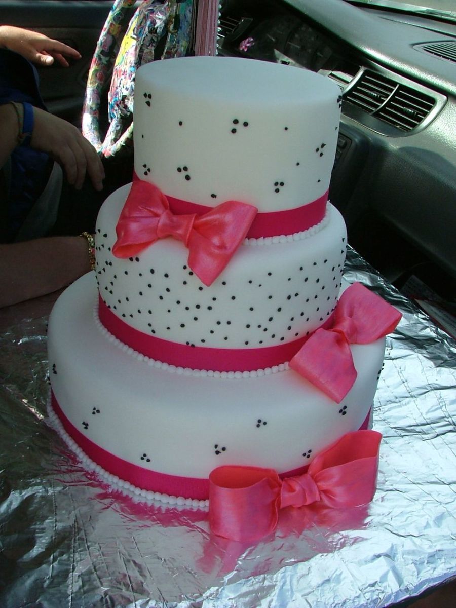 Emergency Wedding Cake - CakeCentral.com