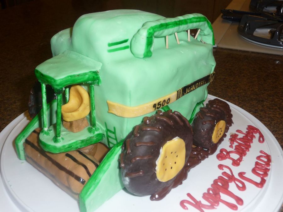 John Deere Combine - CakeCentral.com