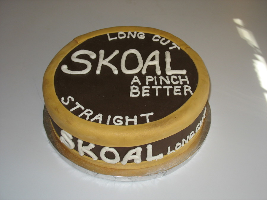 Skoal Can - CakeCentral.com