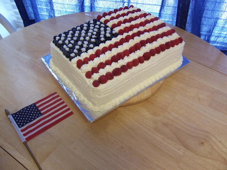 American Flag - CakeCentral.com