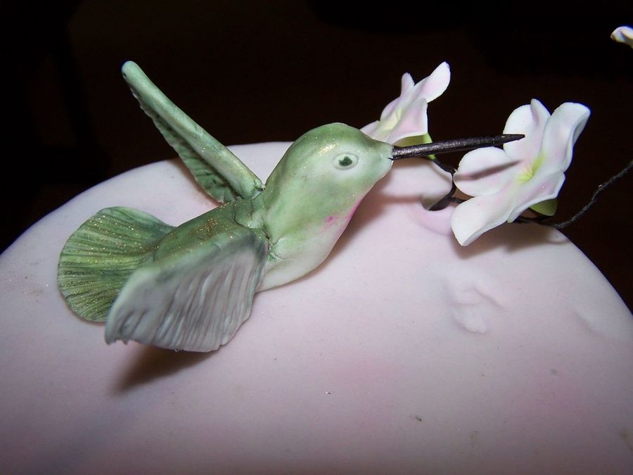 First Attempt At A Fondant Hummingbird - CakeCentral.com