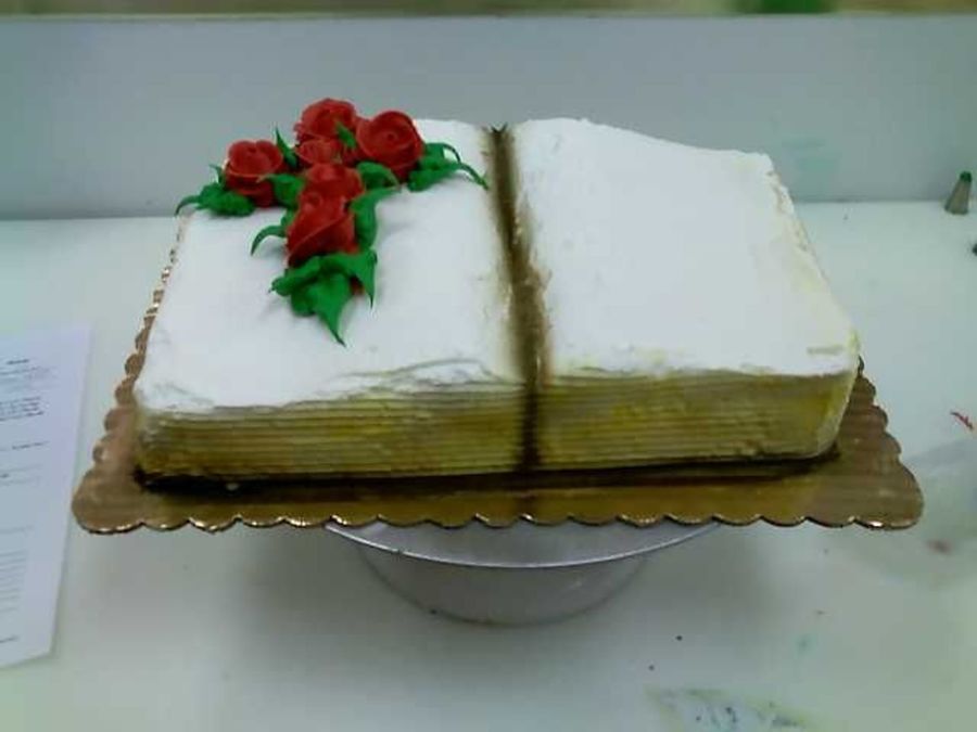 Bible_Cake_Side_Veiw.jpg - CakeCentral.com
