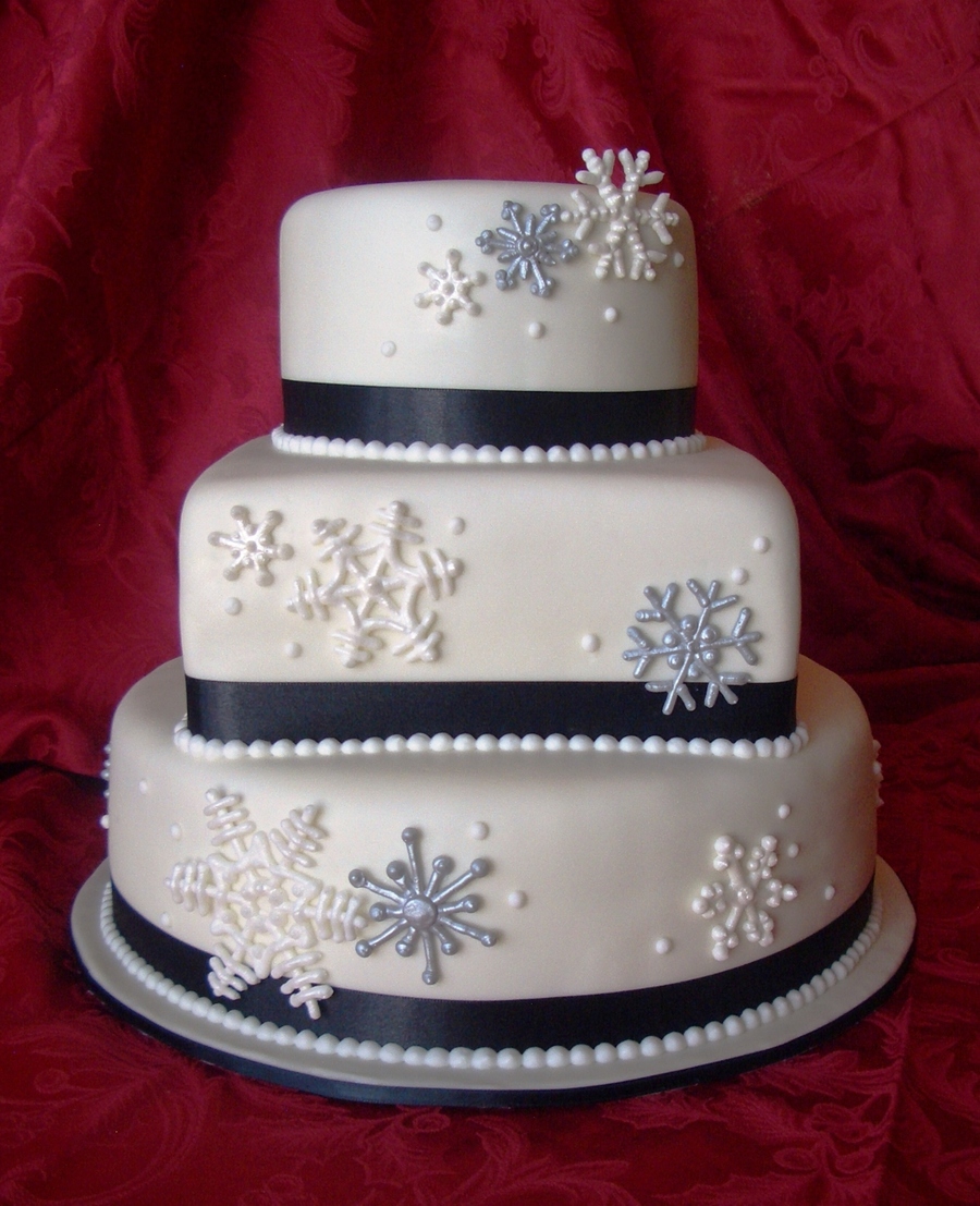 Silver And Pearl Snowflakes - CakeCentral.com