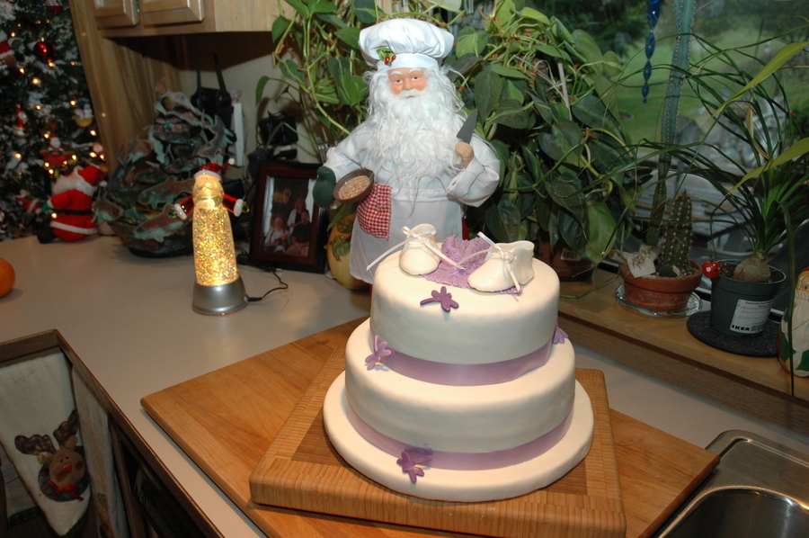 Violet's Cake - CakeCentral.com