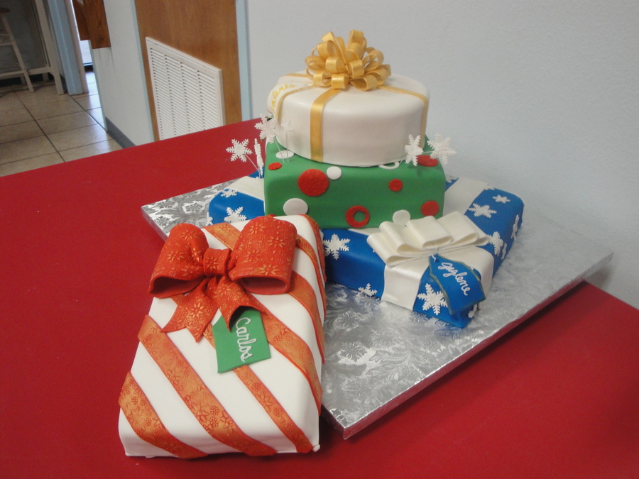 Christmas Packages - CakeCentral.com