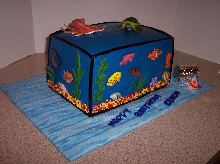 Fish Tank Birthday Cake - CakeCentral.com