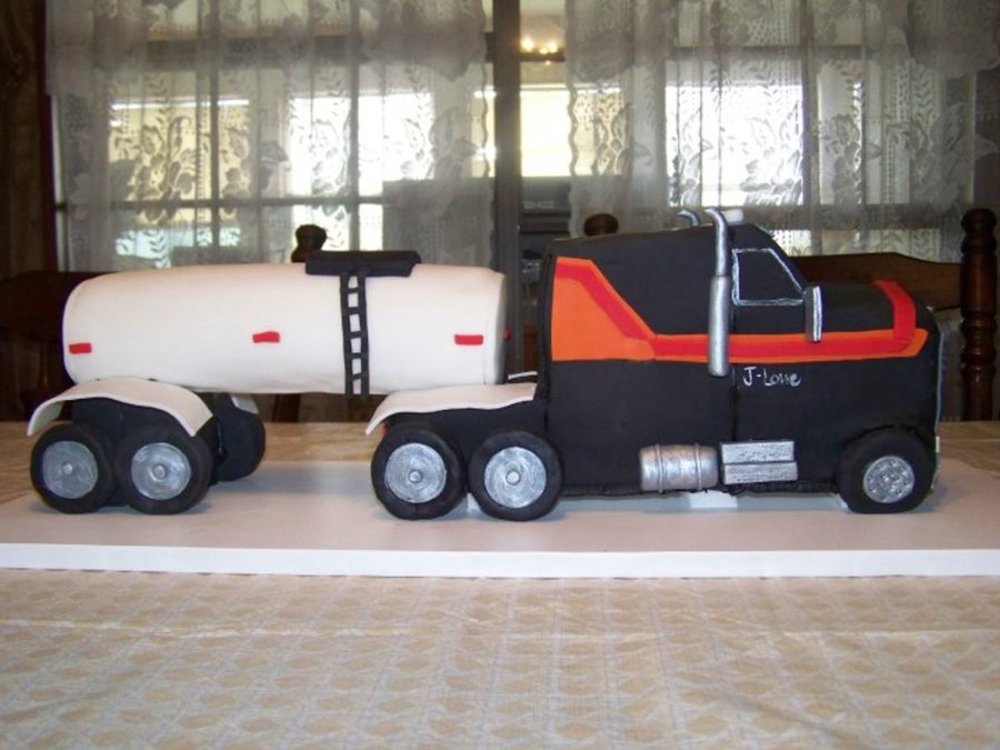 Semi Truck And Tanker Trailer - CakeCentral.com