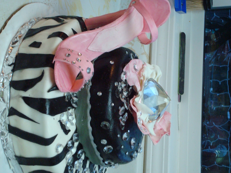 Diva Cake "dripping In Diamonds" - CakeCentral.com