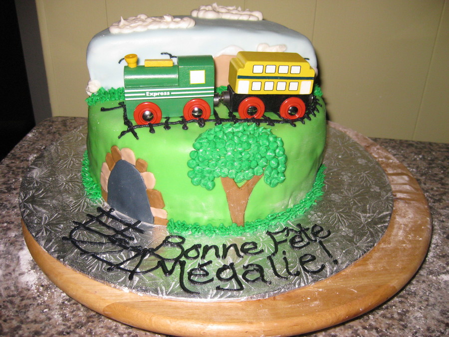 Train - CakeCentral.com