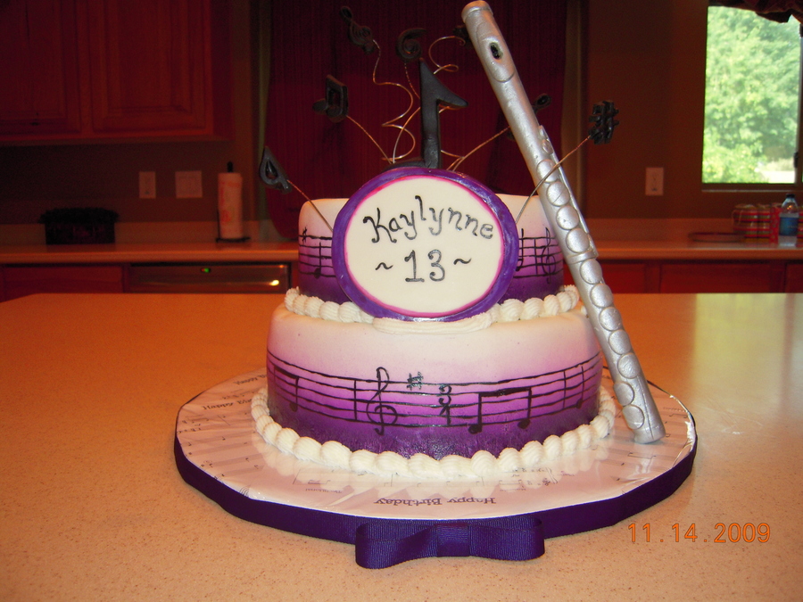 Musical Birthday Cake - CakeCentral.com