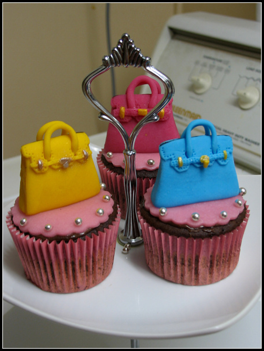 Cupcakes With Birkin Bags - CakeCentral.com