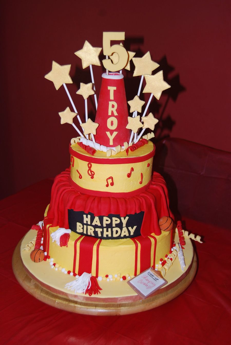 Hsm Theme - CakeCentral.com