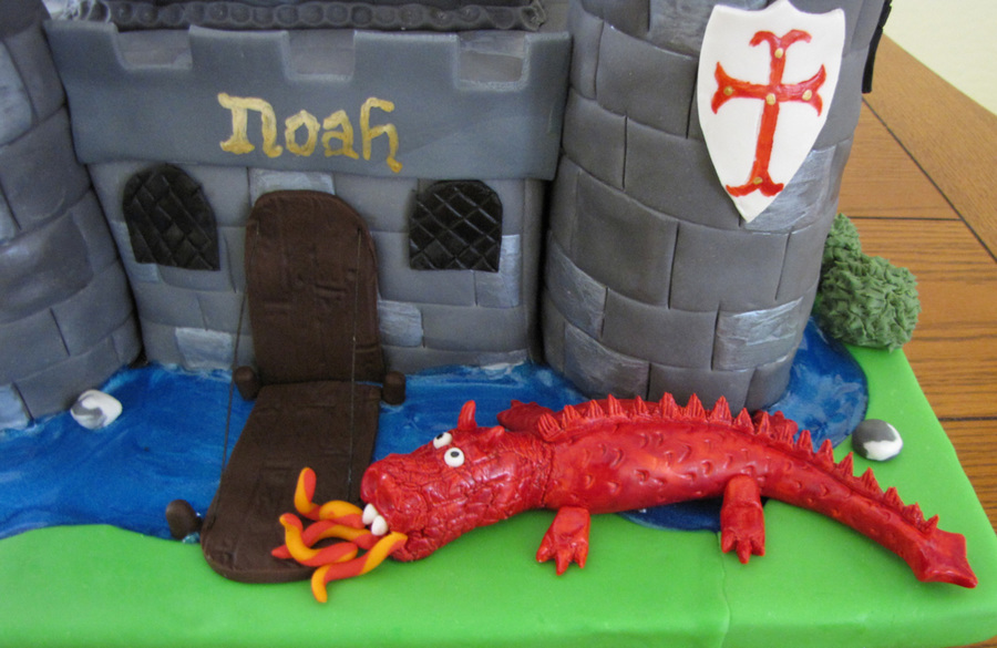 Medieval Castle - CakeCentral.com