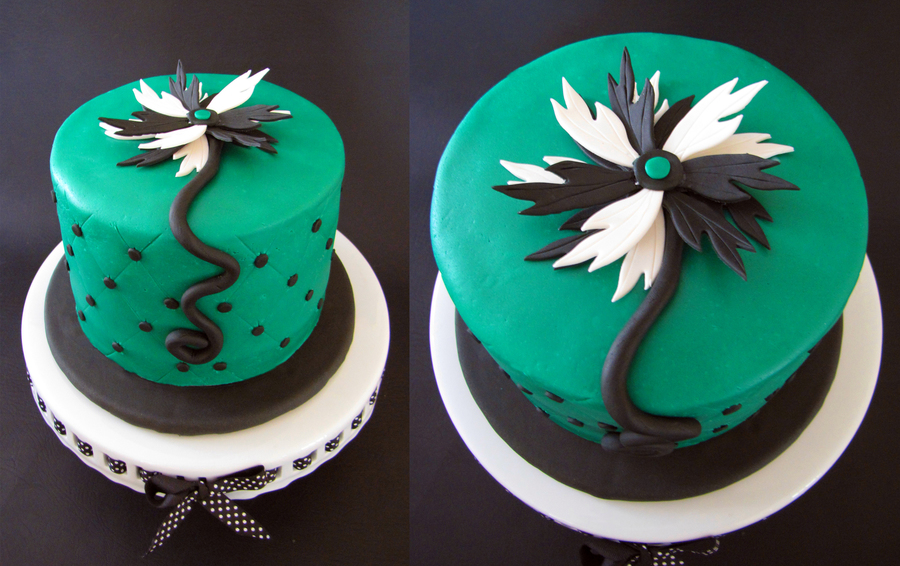 Mod Flower - CakeCentral.com