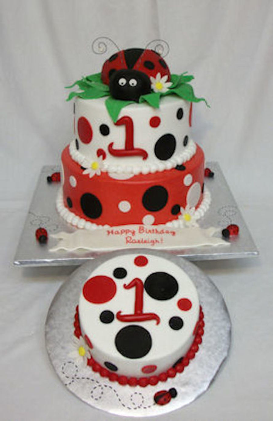 Ladybug - CakeCentral.com