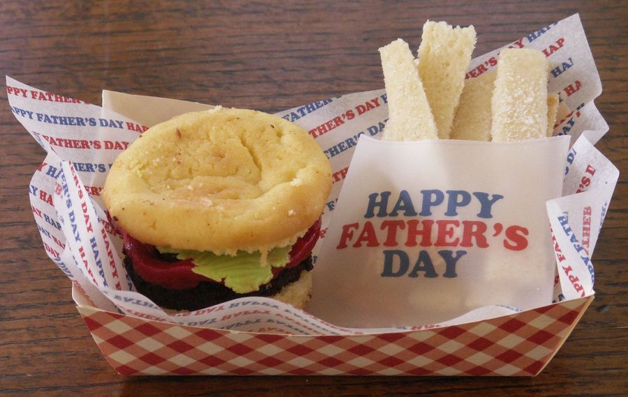 Fathers Day Burger And Fries - CakeCentral.com