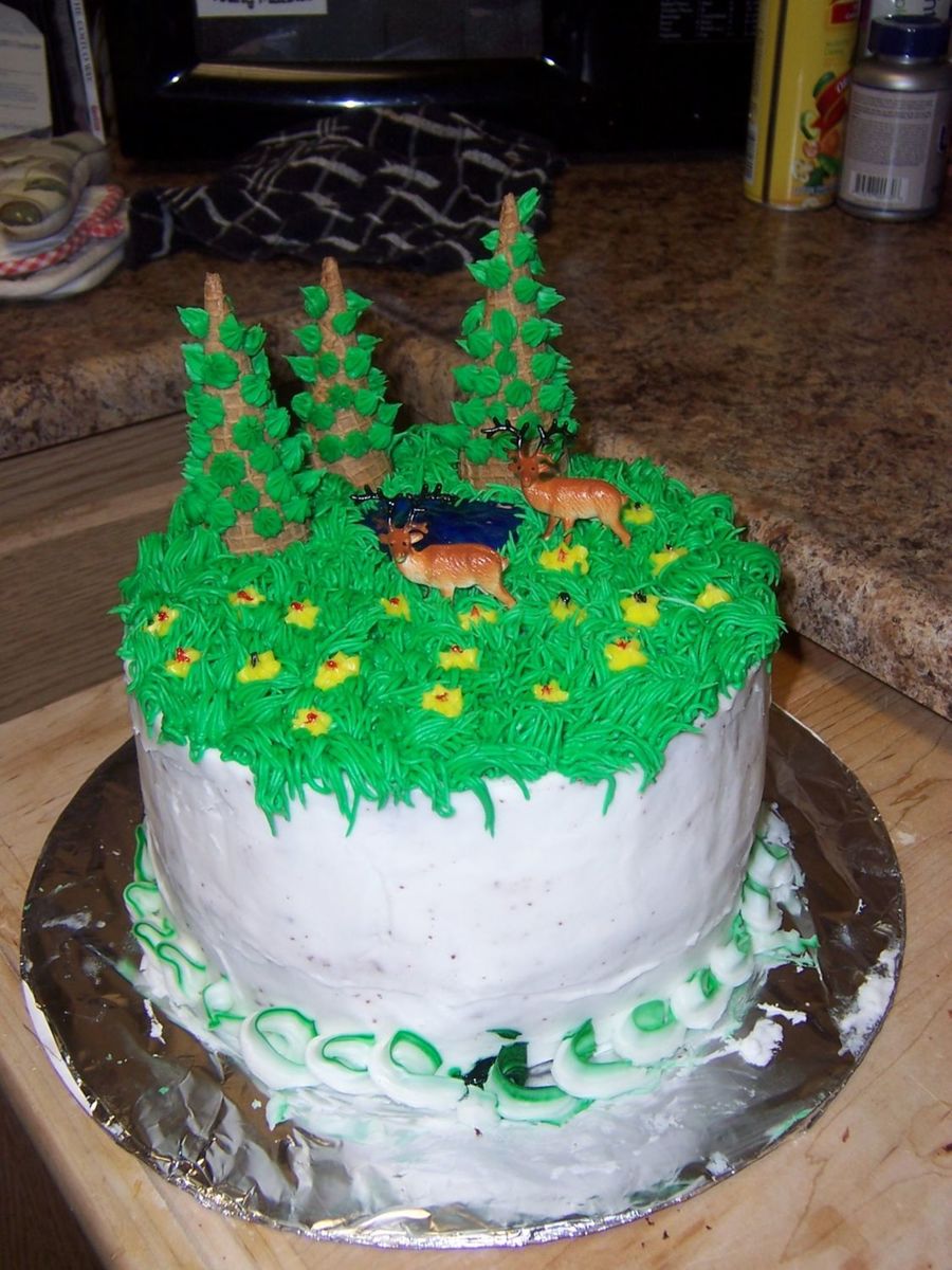 Deer In The Forest - CakeCentral.com