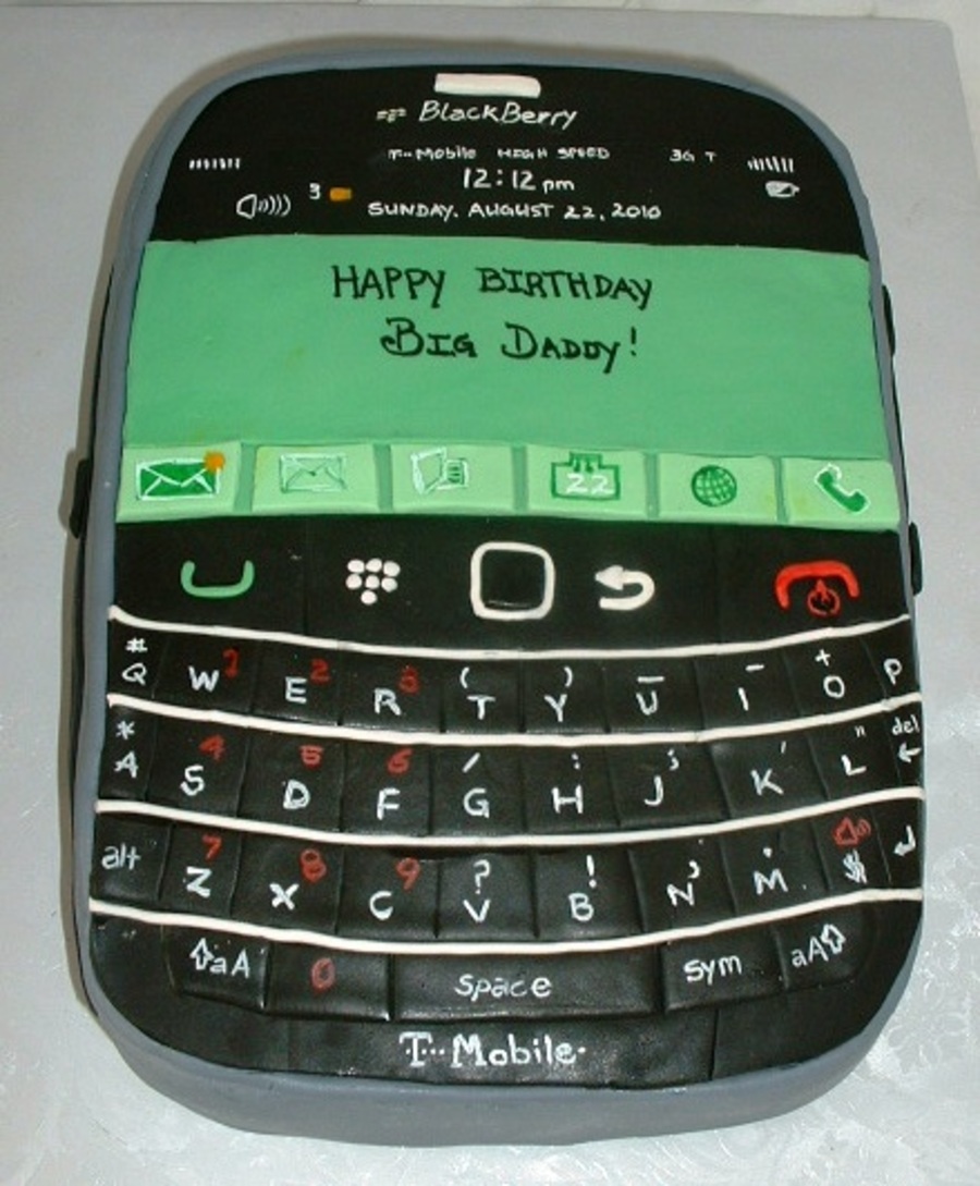 Smart Phone Cake - CakeCentral.com