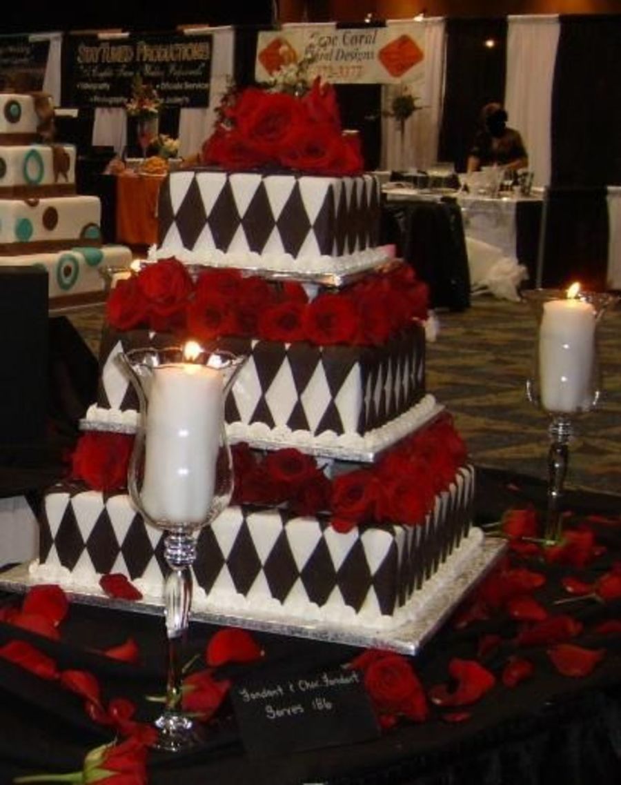 Wed_Show_1.jpg - CakeCentral.com