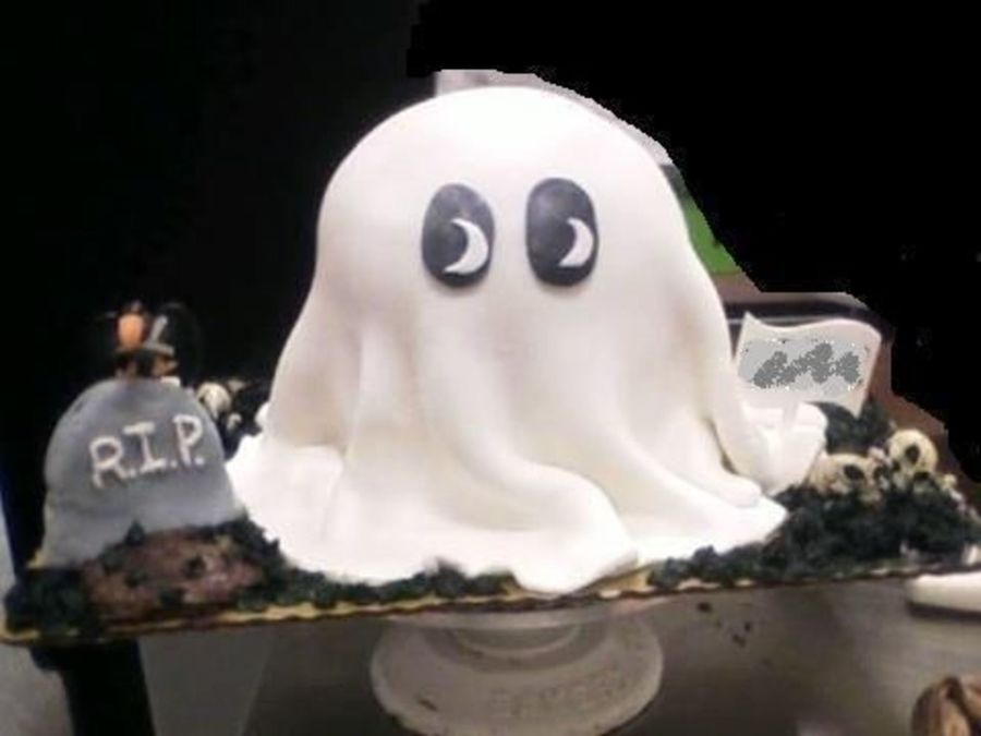 Fondant_Ghost3.jpg - CakeCentral.com