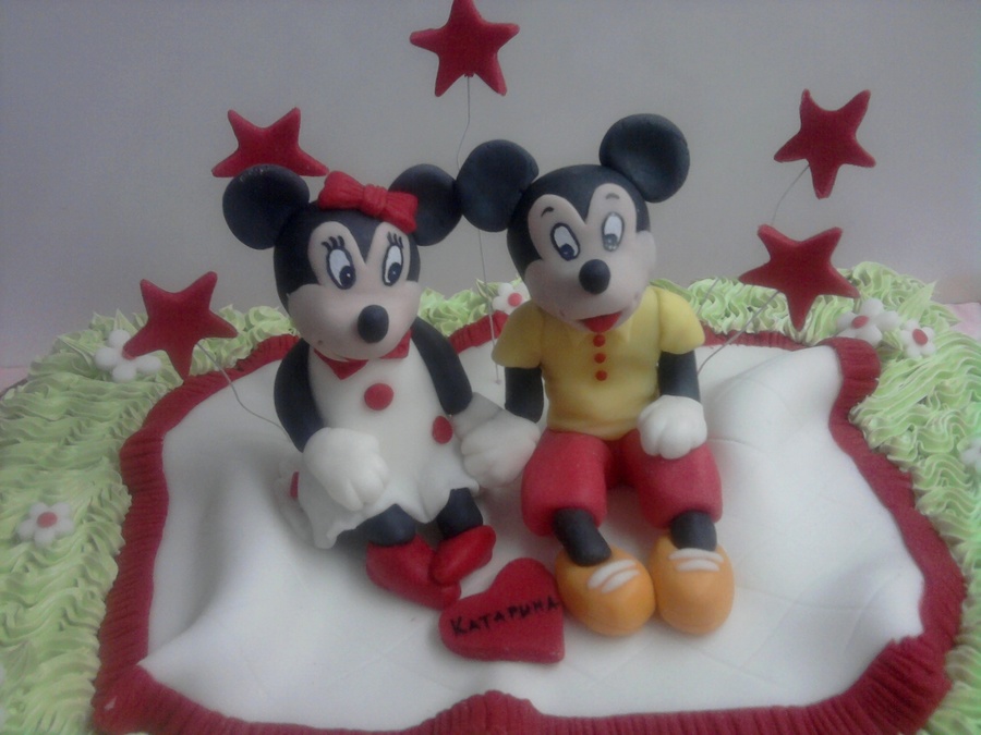 Mickey & Minnie - CakeCentral.com