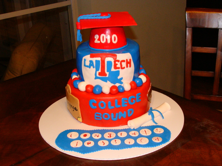 La Tech Graduation Cake - CakeCentral.com