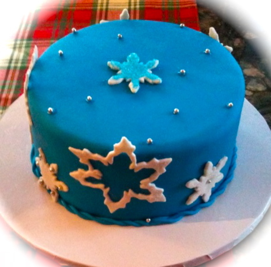 Snowflake Cake - CakeCentral.com